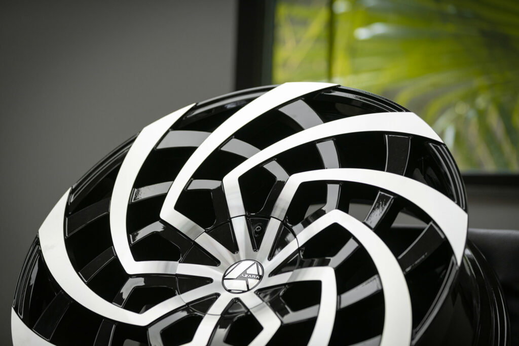AZA-521 | Azara Wheels - King of Big Wheels