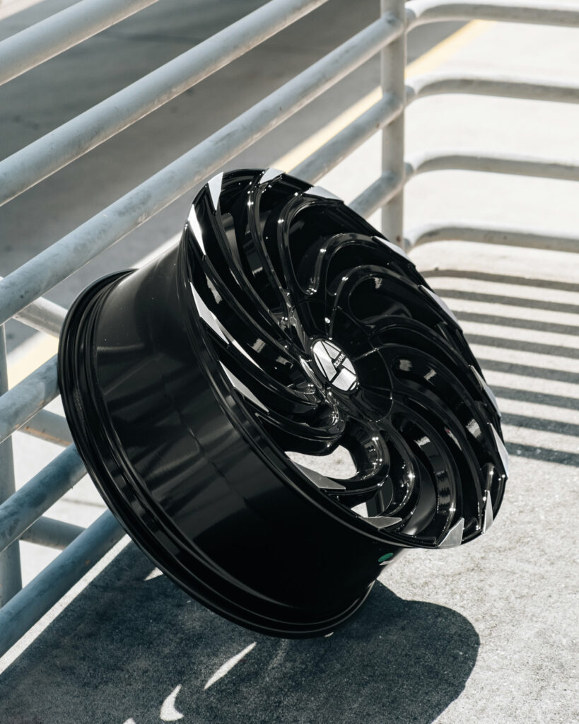 AZA-534 - Azara Wheels - King of Big Wheels